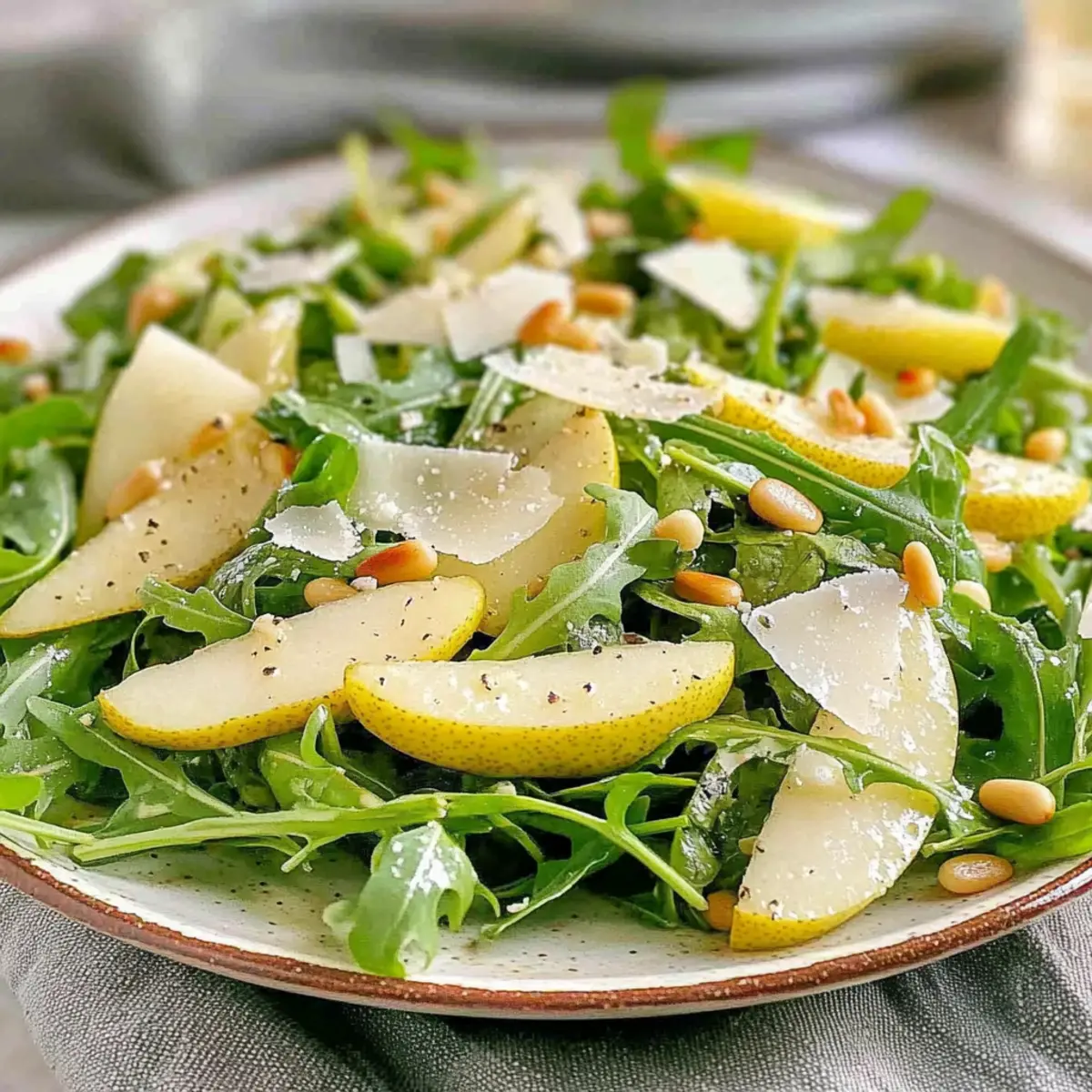 Rocket and Pear Salad with Parmesan – Quick, Delicious Delight