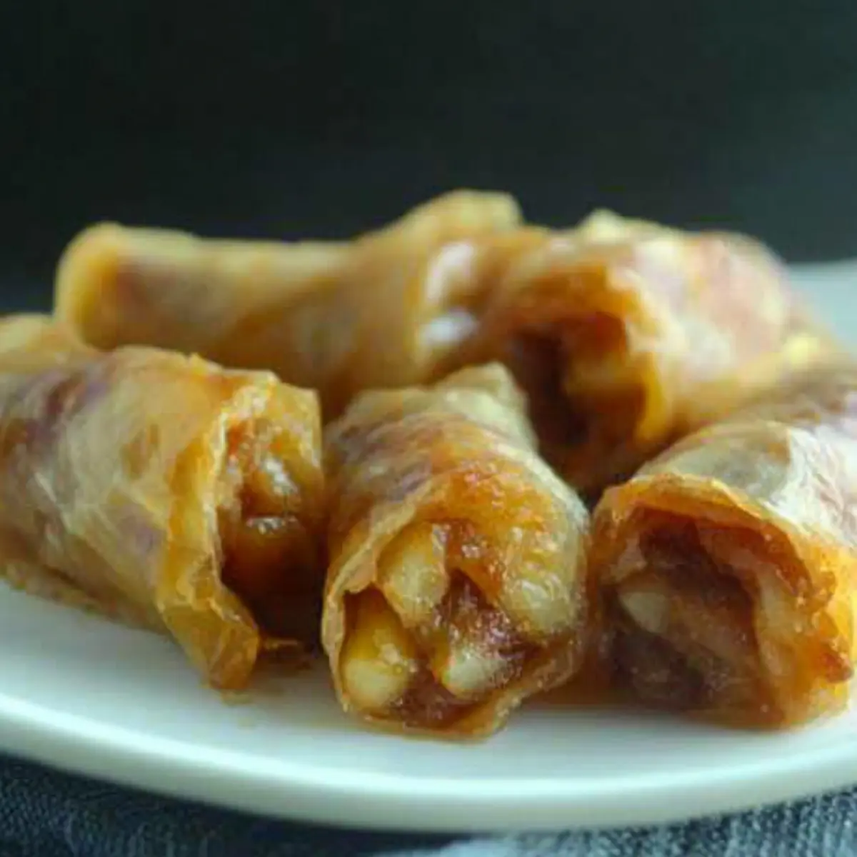Irresistible Baked Apple Pie Rice Paper Rolls Made Easy
